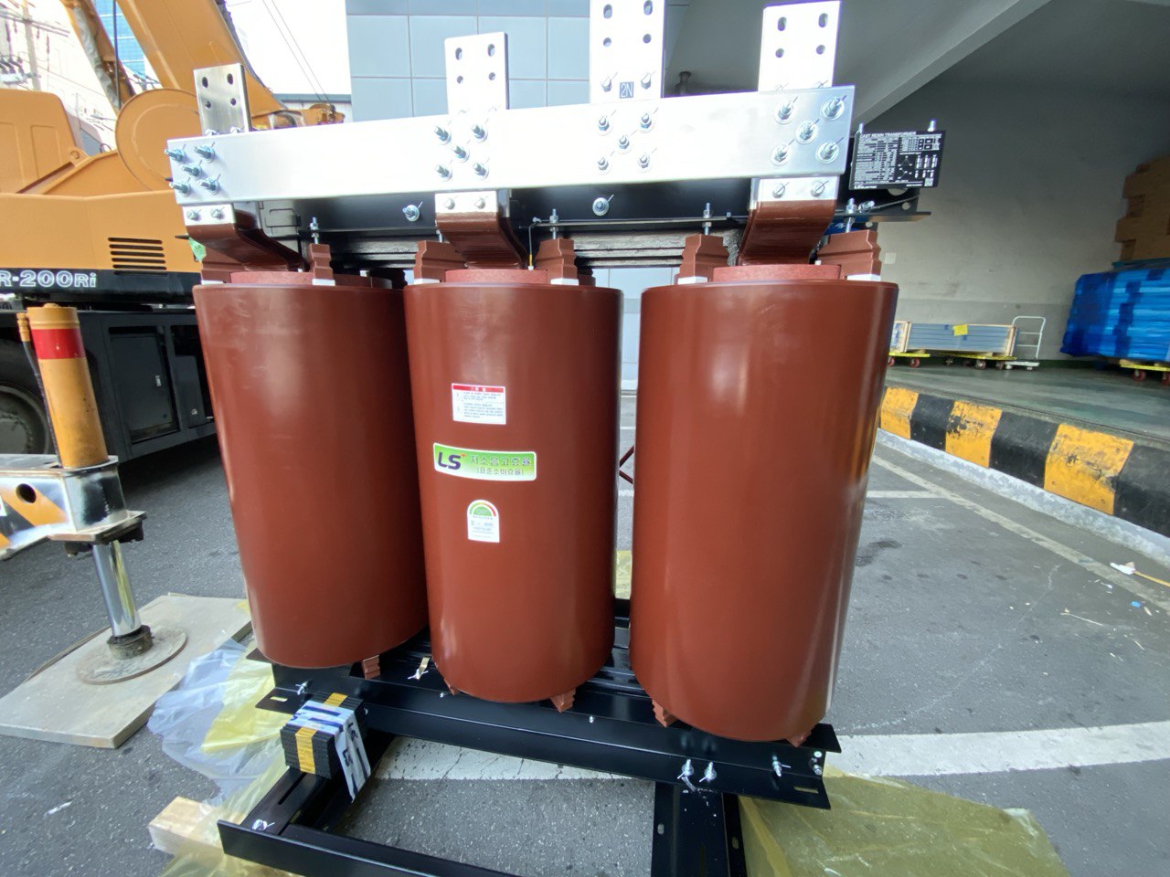 서버실 확장에 따른 전기 설비 증설 공사 - 스마일서브 IDCHOWTO닷컴