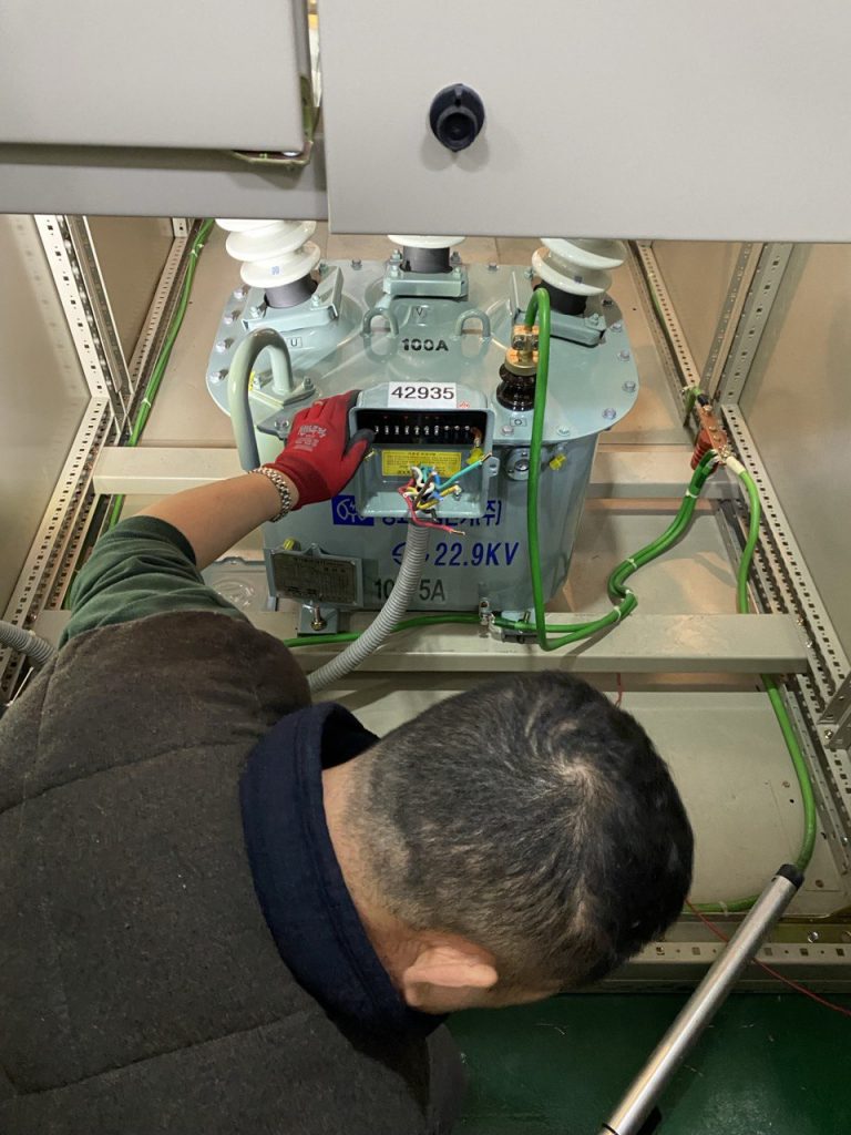 서버실 확장에 따른 전기 설비 증설 공사 - 스마일서브 IDCHOWTO닷컴